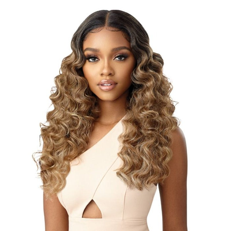 Outre Melted Hairline Frontal Deluxe Wide Wig | Supreme Beauty ...